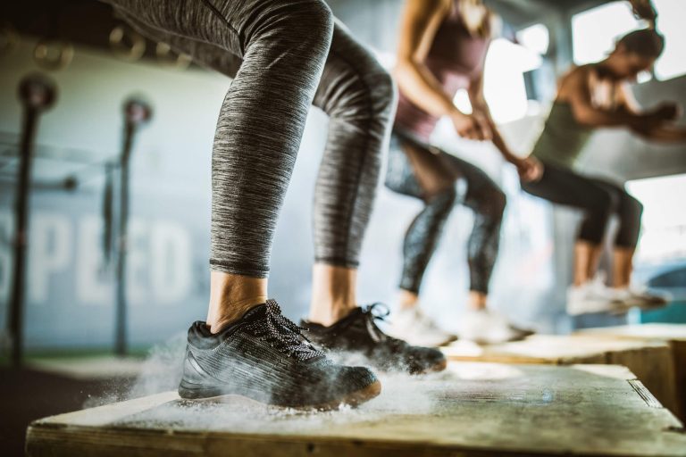 aula-de-cross-training-o-que-e-e-quais-os-principais-beneficios.jpeg ... aula-de-cross-training-o-que-e-e-quais-os-principais-beneficios.jpeg ...